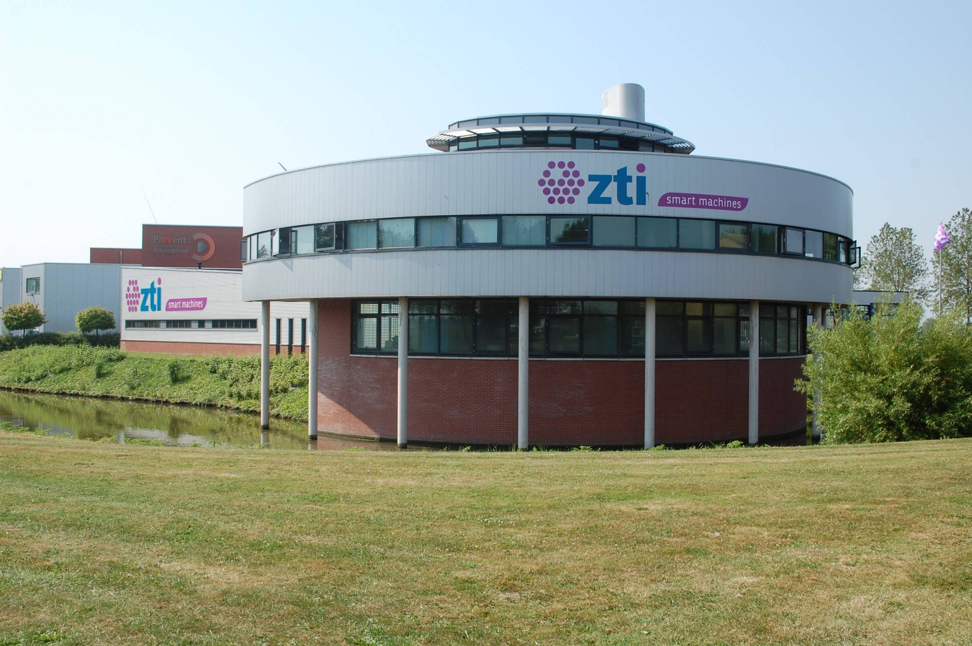 ZTI Smart Machines B.V. - Bedrijven - TechValley-NH